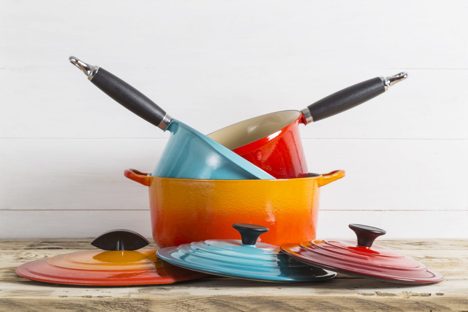 Kitchens Get Colourful With Cookware - Zuchex BLOG
